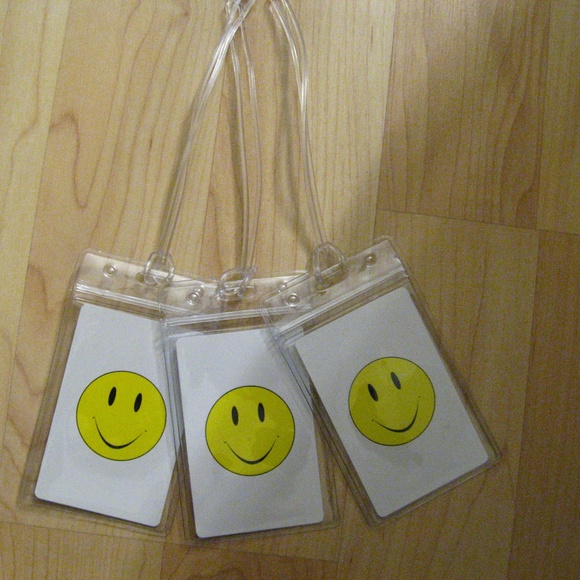 Walmart | Bags | Walmart Smiley Face Emoji Luggage Tags Set 3 | Poshmark